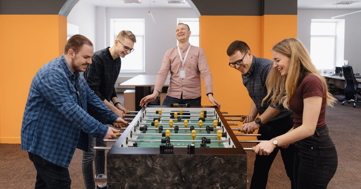 19 Funny Office Bets To Beat The Boredom at Work