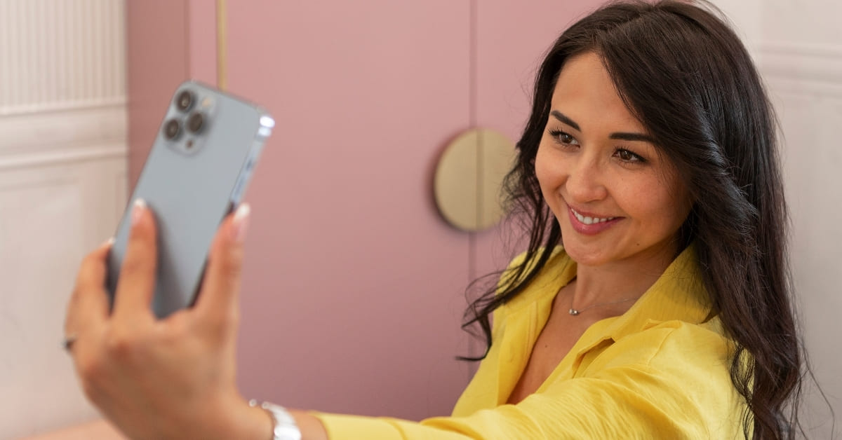 60 Fun Dares Over Facetime [Spice Up Your Video Calls]