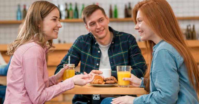 9 Ways To Try Loyalty Test On Boyfriend [Pranks, Quiz & More]