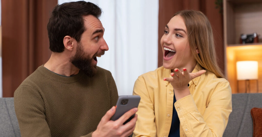 How To Be a Good Girlfriend [13 Tips To Be His #1 Choice]