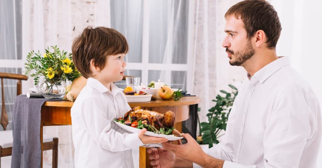 300 Thanksgiving Morning Messages To Send Family and Friends