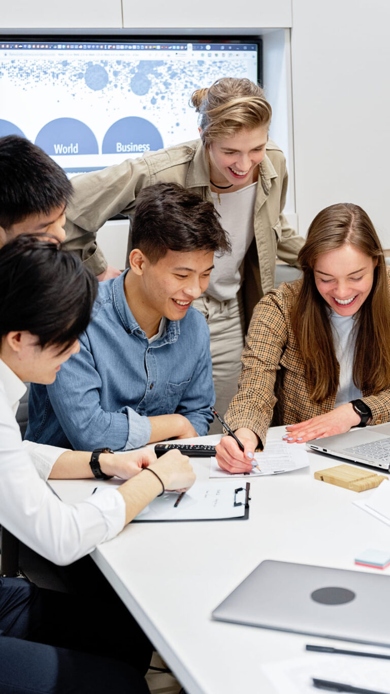 19 Staff Motivation Games [That Break The 9-to-5 Boredom]