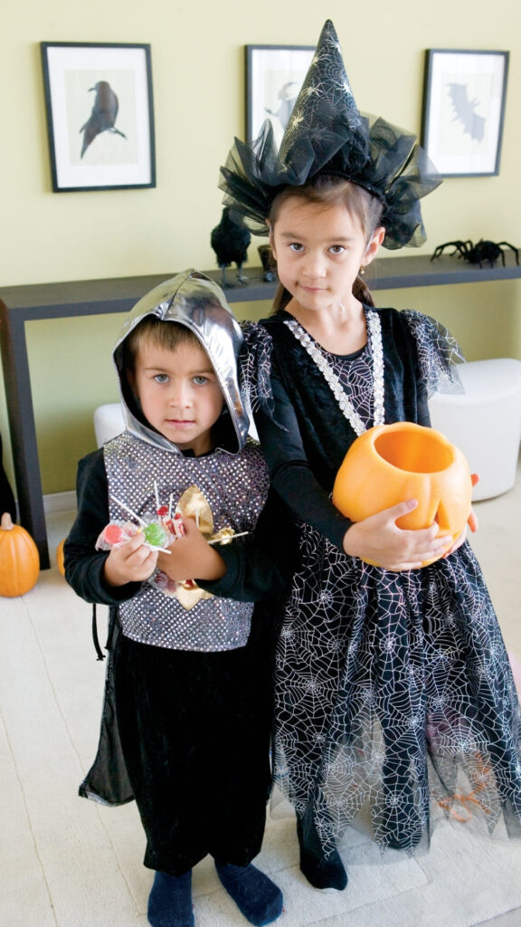 100 Christian Halloween Messages [That Inspire Faith & Fun]